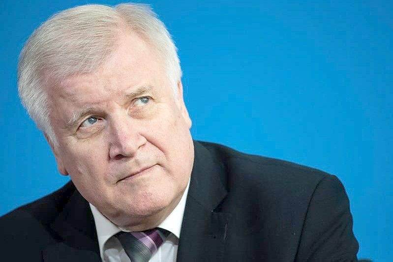 Neue Asylpläne Unkooperative Asylbewerber Sollen Zahlen